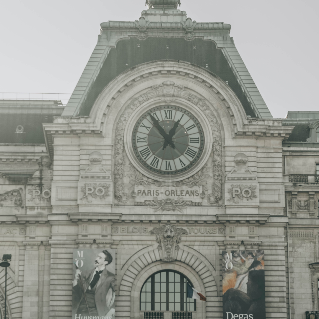 Your Perfect Sunday In Paris - Modern Empty Nester